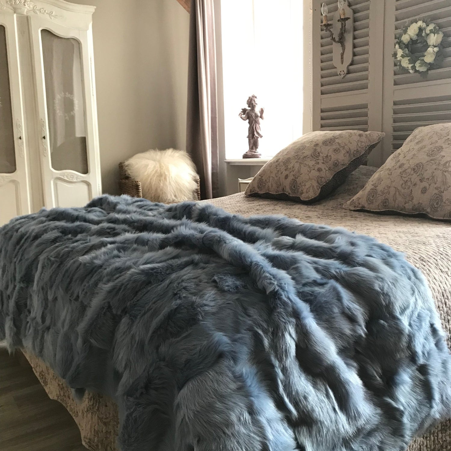 Finest Tuscan Shearling Throws and Runners - Wildash London